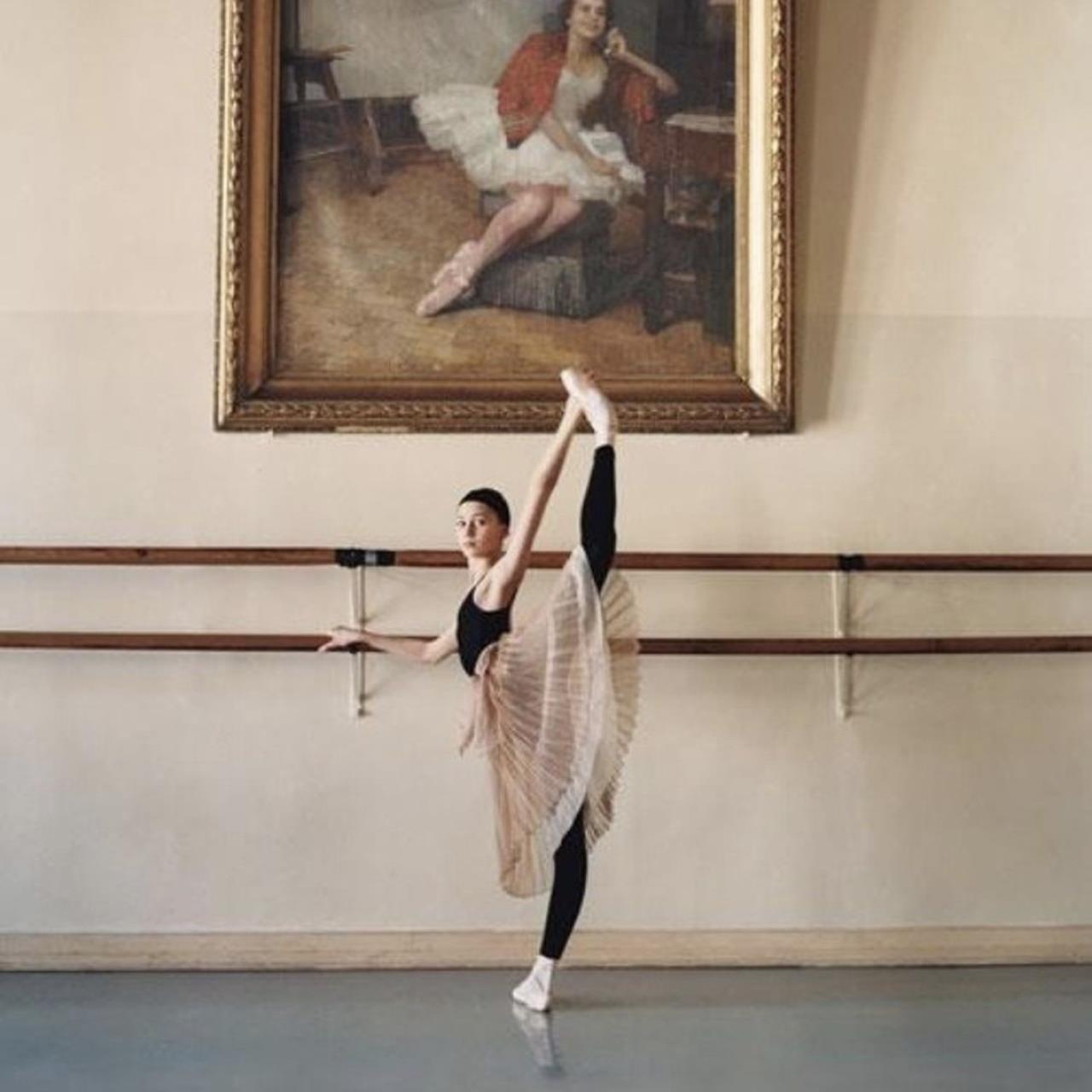 DANCE CLASS w/ DROP LOW